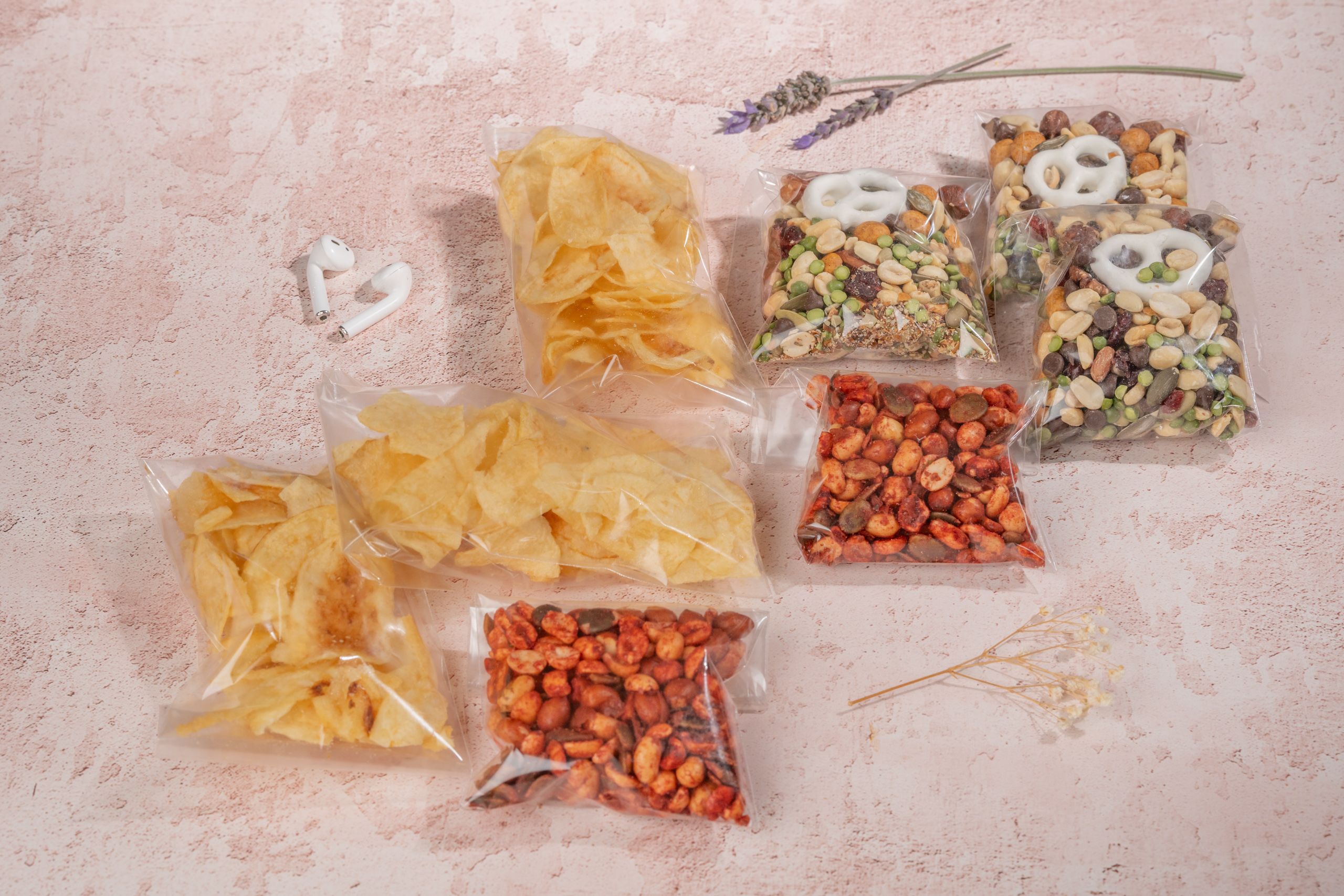Snacks en bolsa: Papas chips naturales (plátano, papas, o betabel), mix ...